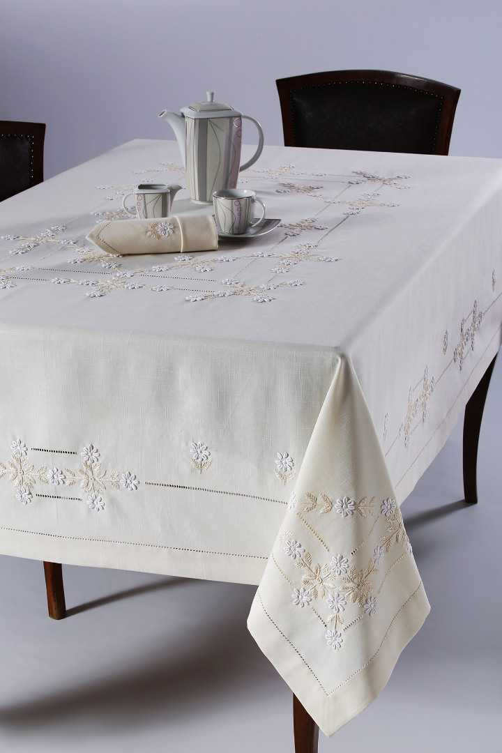 Χειροποίητο τραπεζομάντηλο 7083 (170cm x 270cm) - KalogirouHome