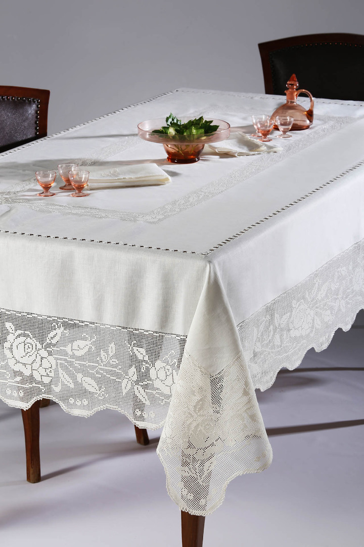 Χειροποίητο τραπεζομάντηλο 310 (170cm x 220cm) - KalogirouHome
